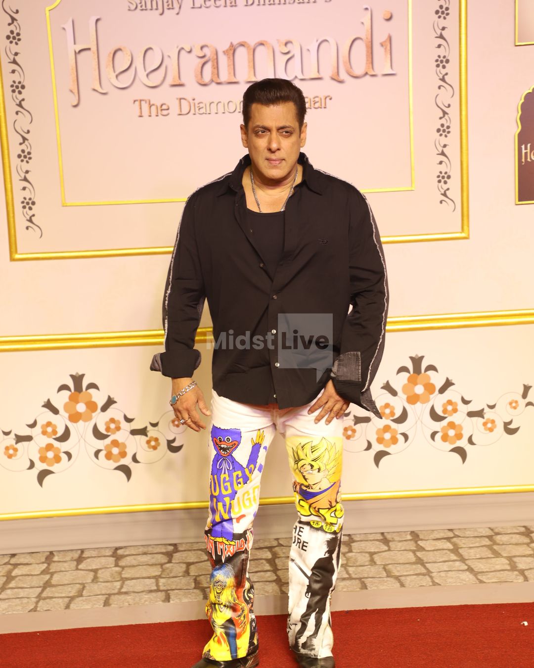 Heeramandi - Netflix series movie premiere Bollywood celebrities photos ...